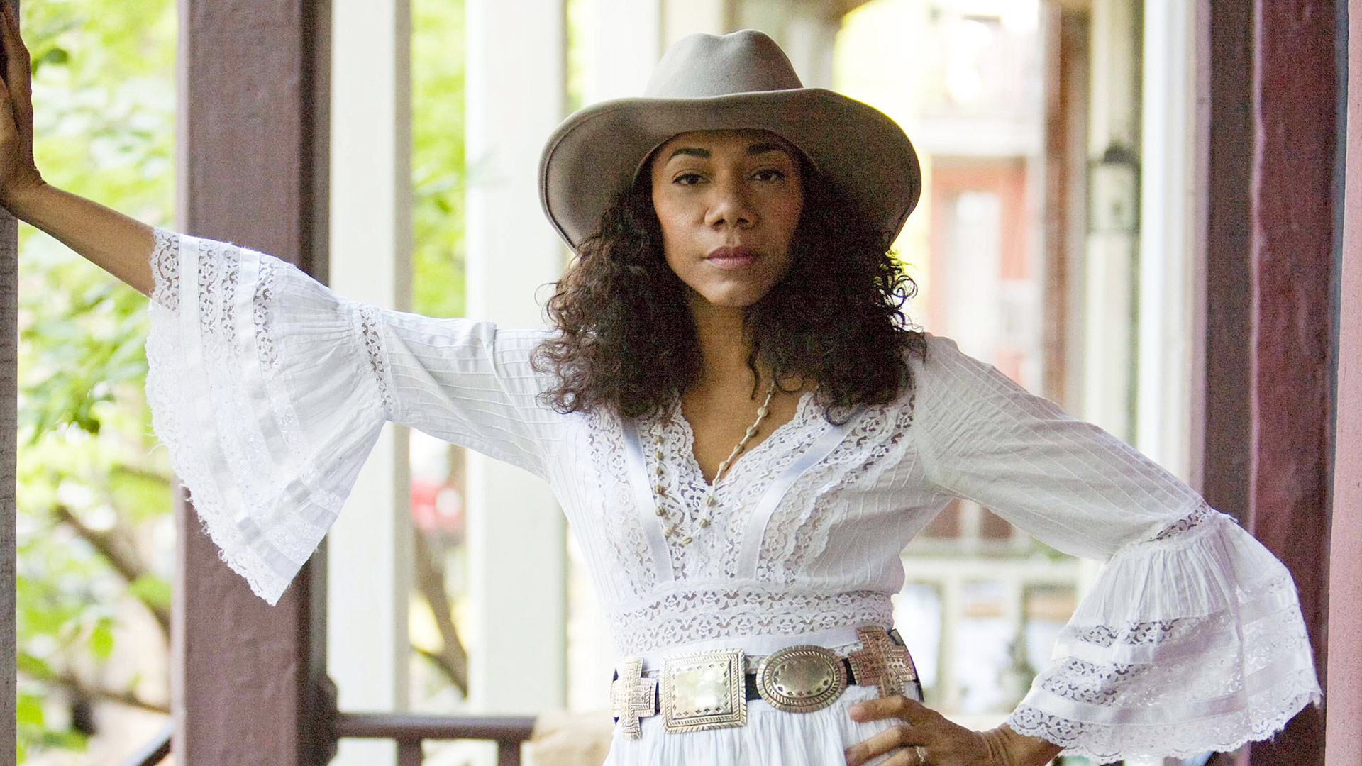 Martha Redbone Roots Project - Grunin Center for the Arts