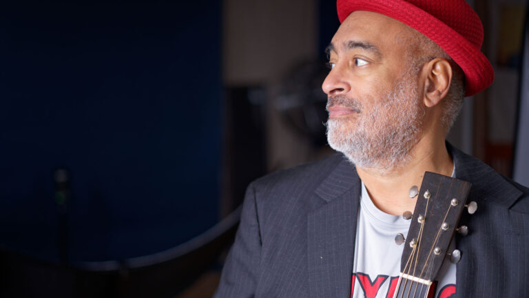 Vance Gilbert - Grunin Center for the Arts